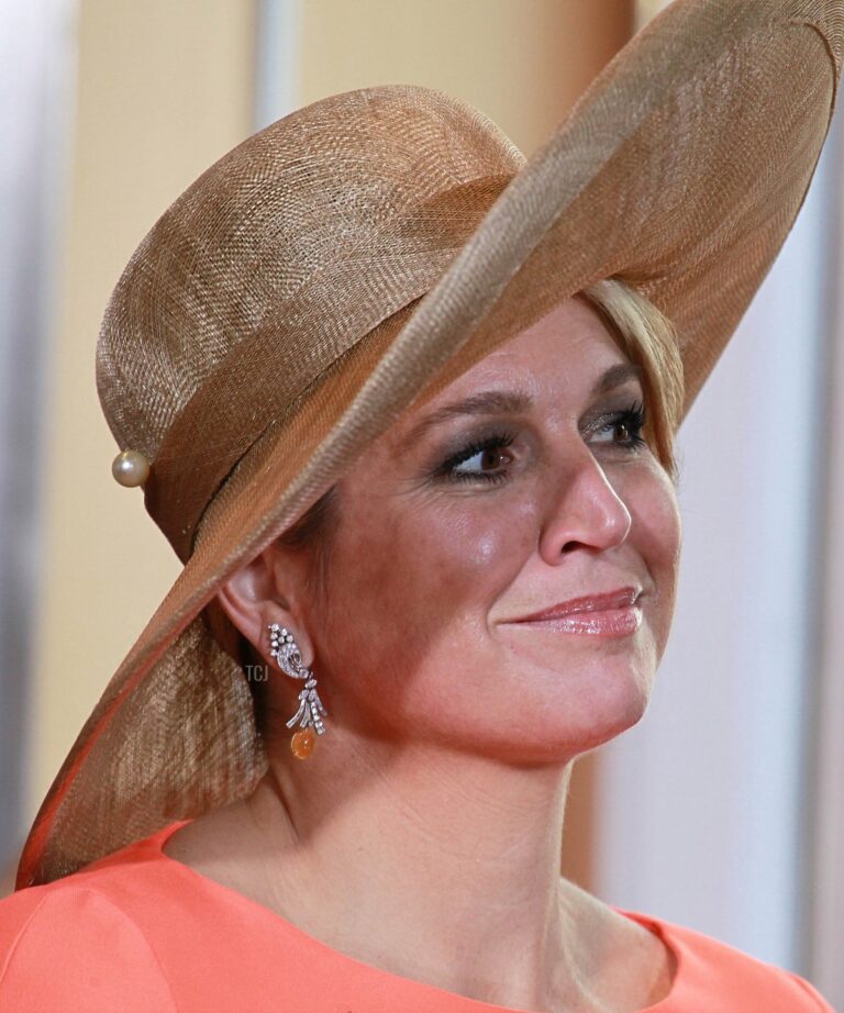 Queen Maxima’s Glowing Fire Opals