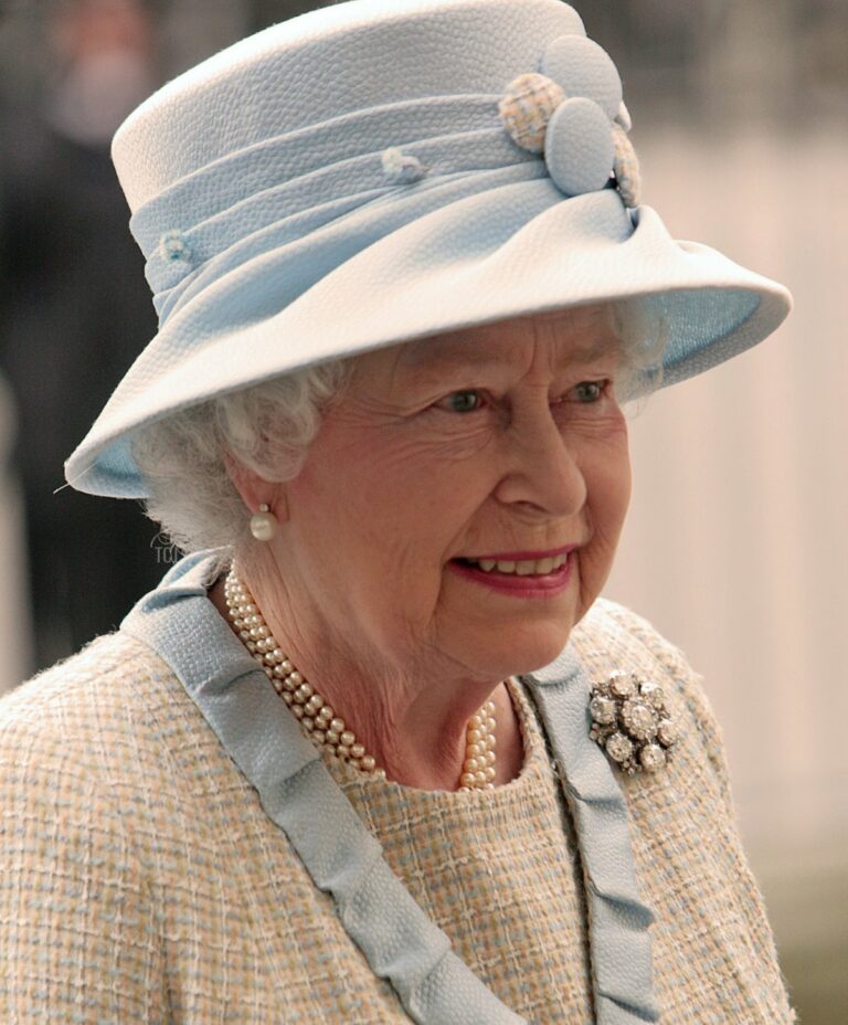 Queen Victoria’s Heirlooms of the Crown