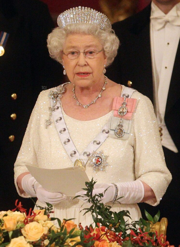 The Queen’s Royal Brooches: The Jubilee Years