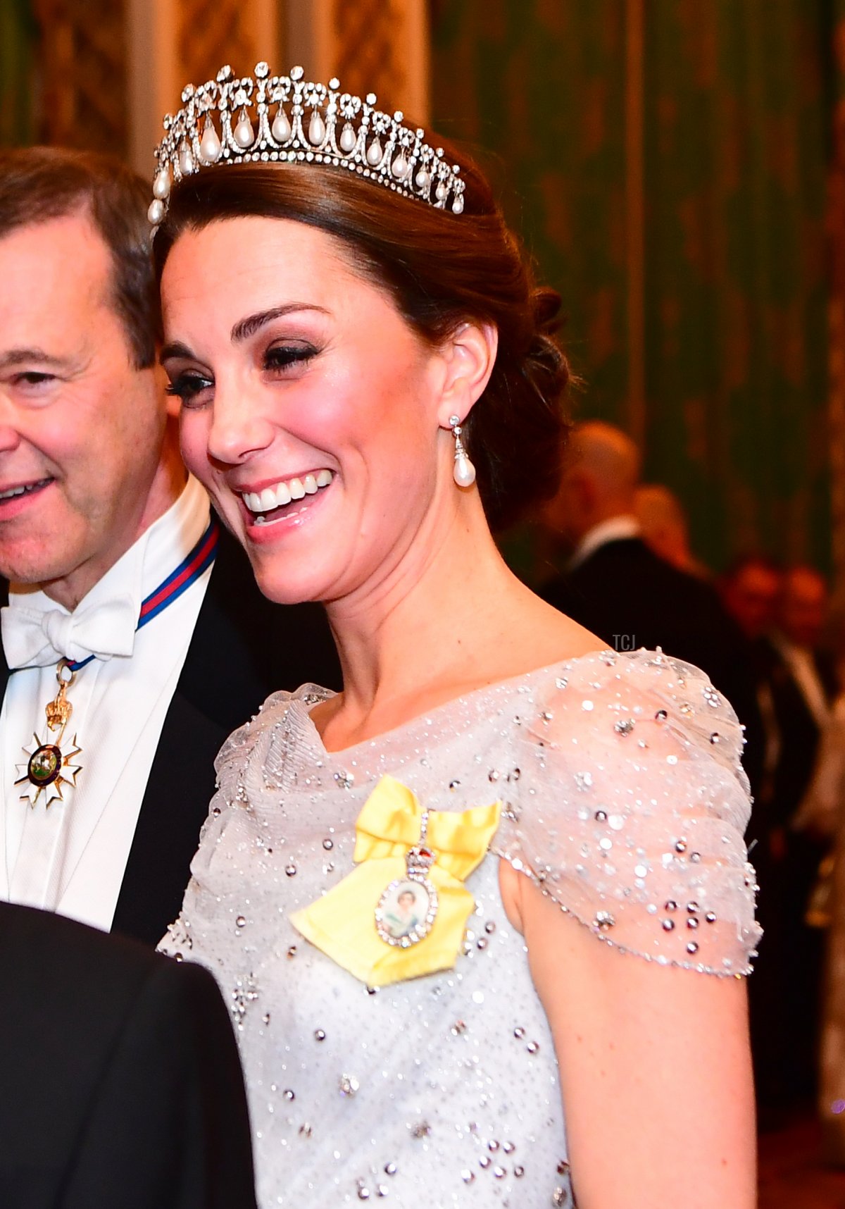 The Duchess of Cambridge’s Dazzling Diamond and Pearl Tiara