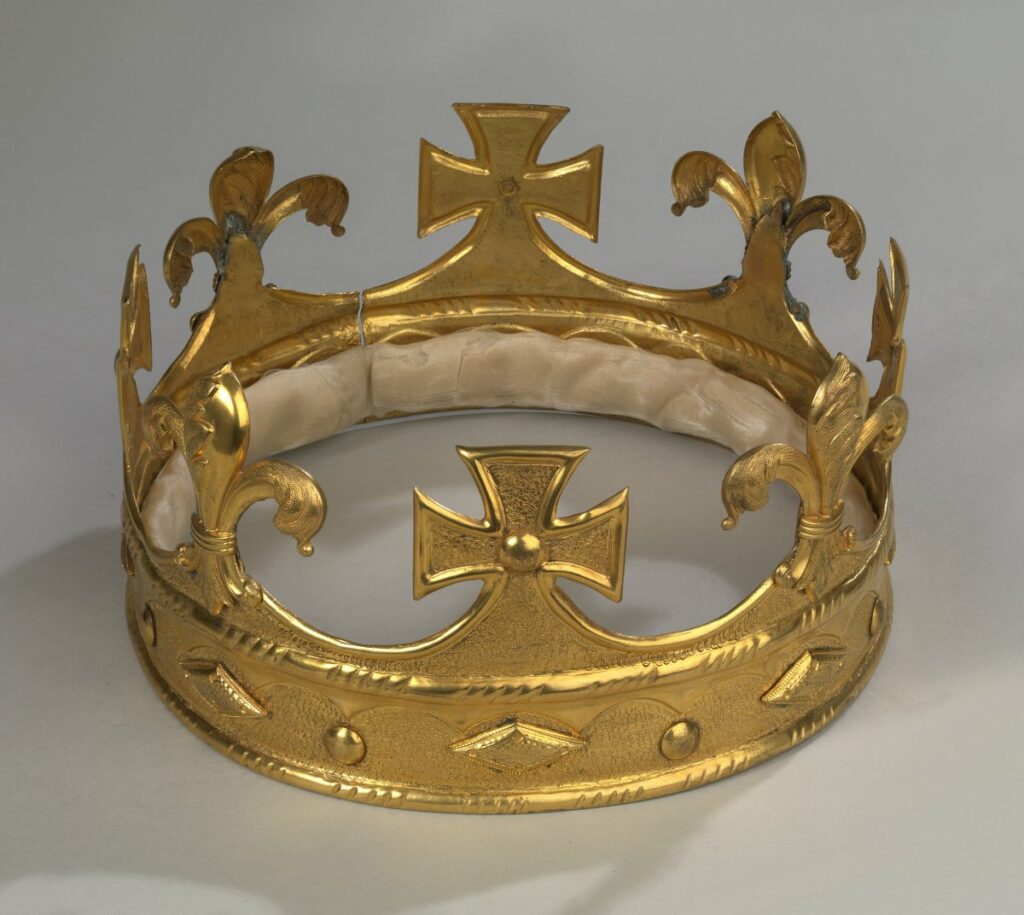 Incredible Royal Jewels on Display at Buckingham Palace