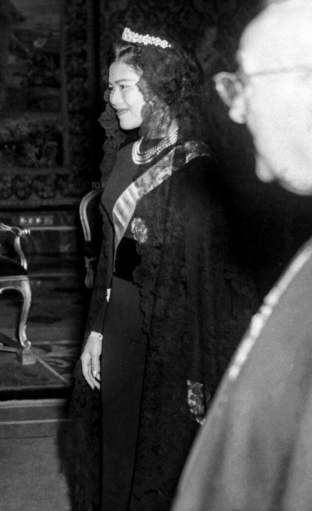 Queen Sirikit’s Glamorous Royal World Tour Tiaras