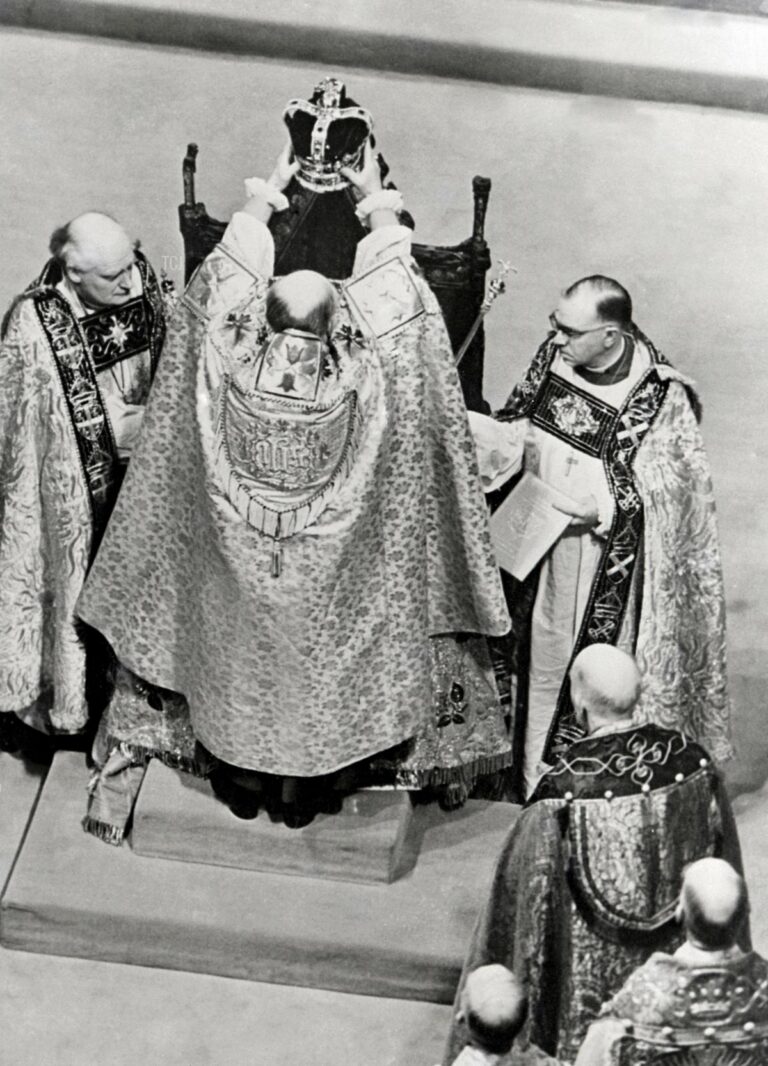 The Queen, A Life in Jewels: The Coronation Crowns