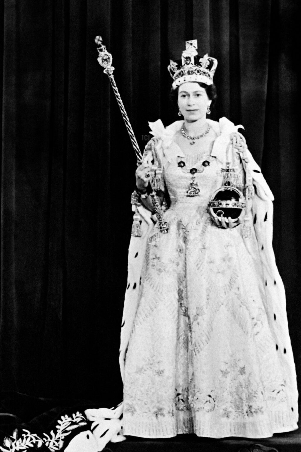 The Queen, A Life in Jewels: The Coronation Crowns