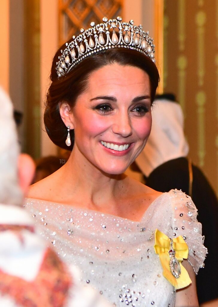 Queen Mary’s Lover’s Knot Tiara
