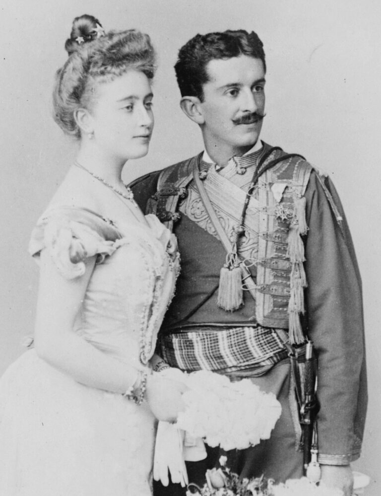 Princess Augusta’s Shimmering Lover’s Knot Tiara
