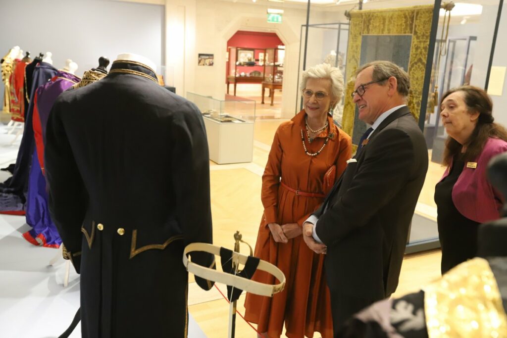 The Duchess of Gloucester Wears Emeralds and Pearls to Celebrate Gold ...
