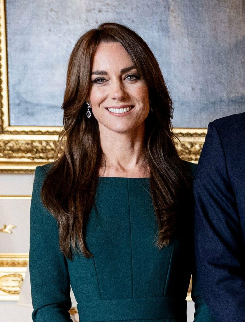Sapphires and Gold for the Princess of Wales and the Crown Princess of ...
