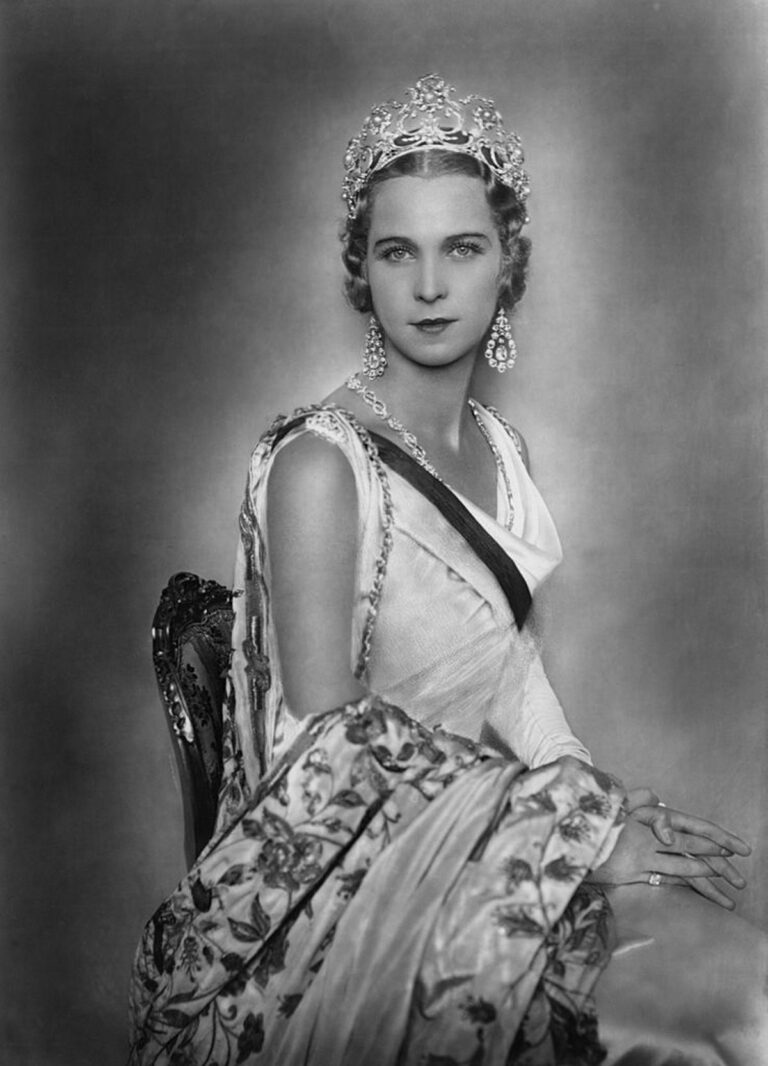 Queen Margherita’s Musy Tiara: The Incredible, Versatile Tiara that ...