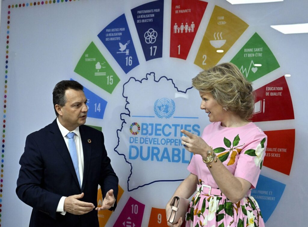 Queen Mathilde’s Elegant Jasmine Flower Earrings in Ivory Coast