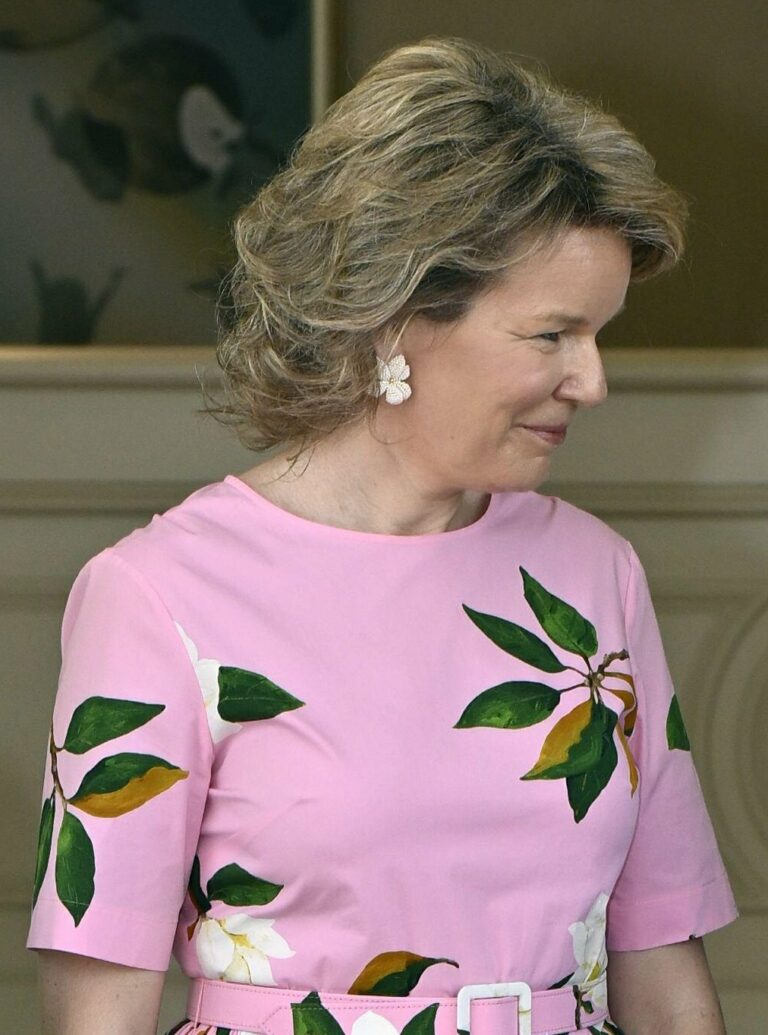 Queen Mathilde’s Elegant Jasmine Flower Earrings in Ivory Coast