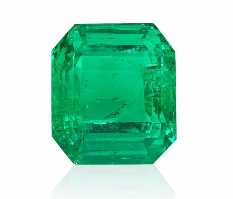 The Amazon Queen Emerald Sold in Switzerland