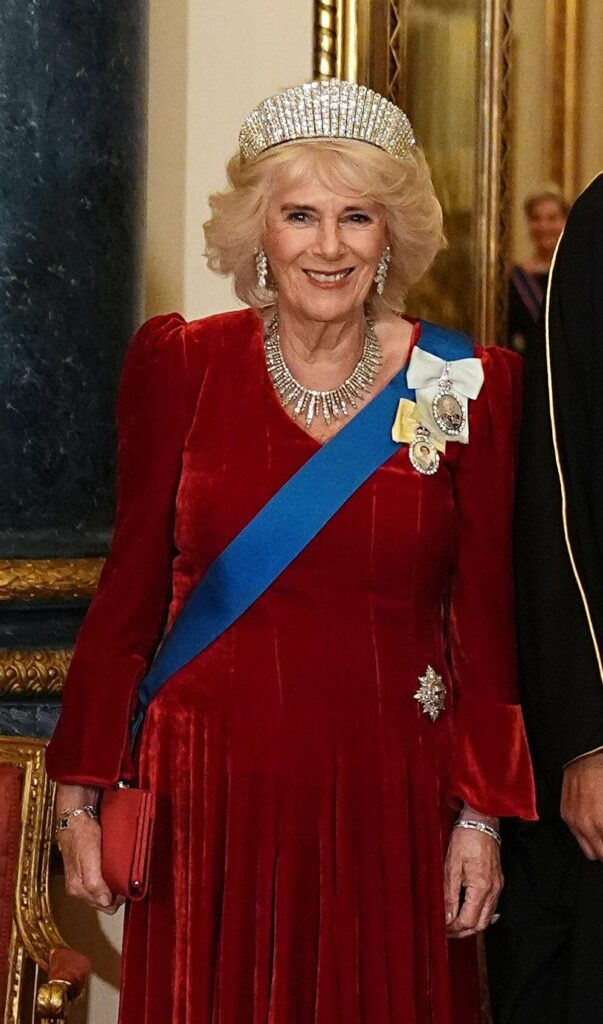 A Stunning Diamond Tiara Debut from Queen Camilla for the Qatari State ...