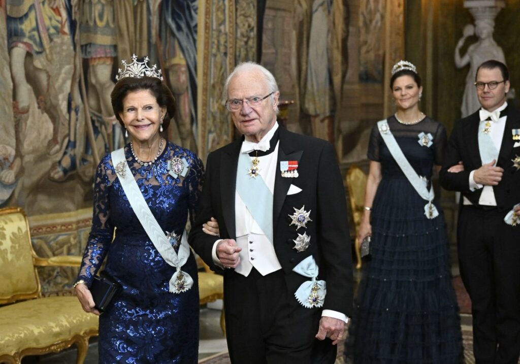 Two Thrilling Royal Tiara Debuts During the King’s Dinner in Sweden
