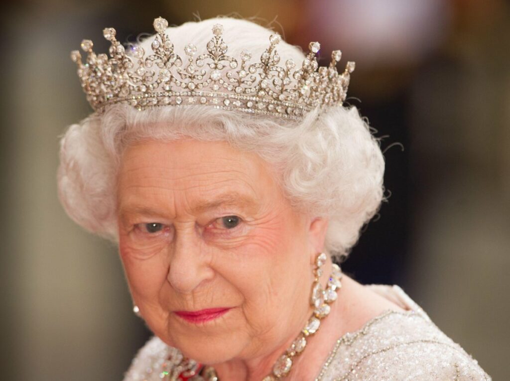 Bonus Reading: British Royal Sparkle in the City of Light