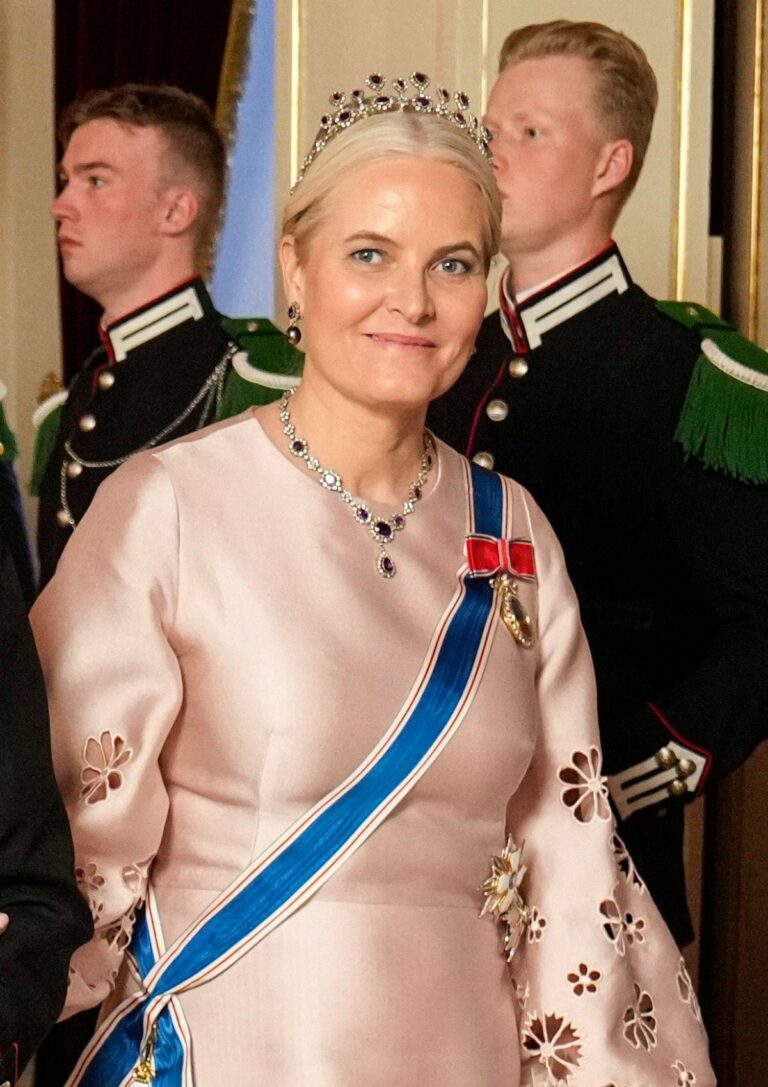 Princess Ingrid Alexandra’s State Banquet Tiara Debut in Norway