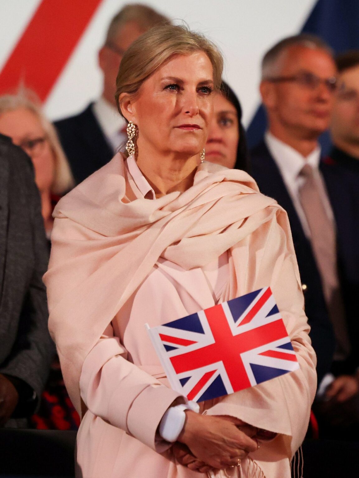 Patriotic Royal Diamonds and Pearls at the VE Day Concert in London