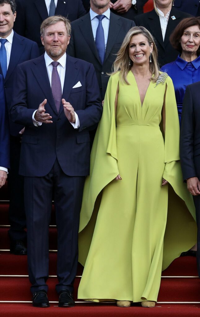 Diplomatic Gala Dinner Diamonds for Queen Maxima and Princess Amalia in ...